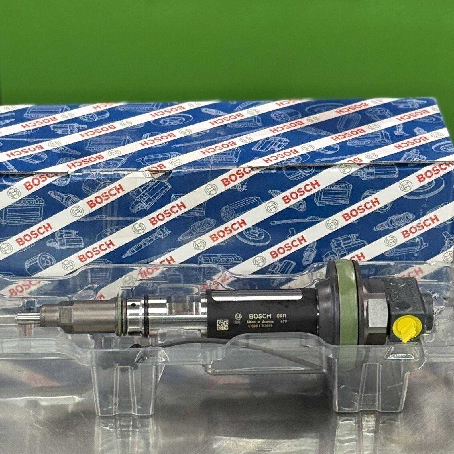 Fuel Injector Bosch Large Engine For Cummins Qsk19-Tier3 4955524 ...